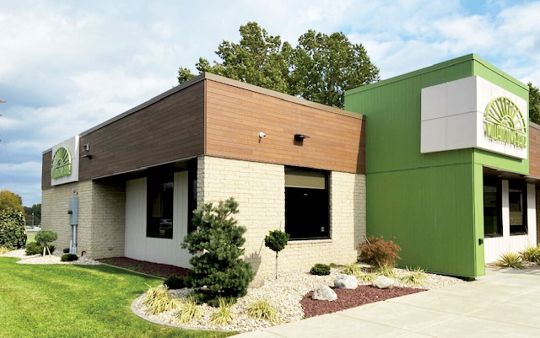 Lubeck garden club honors Williamstown Bank for beautification efforts ...